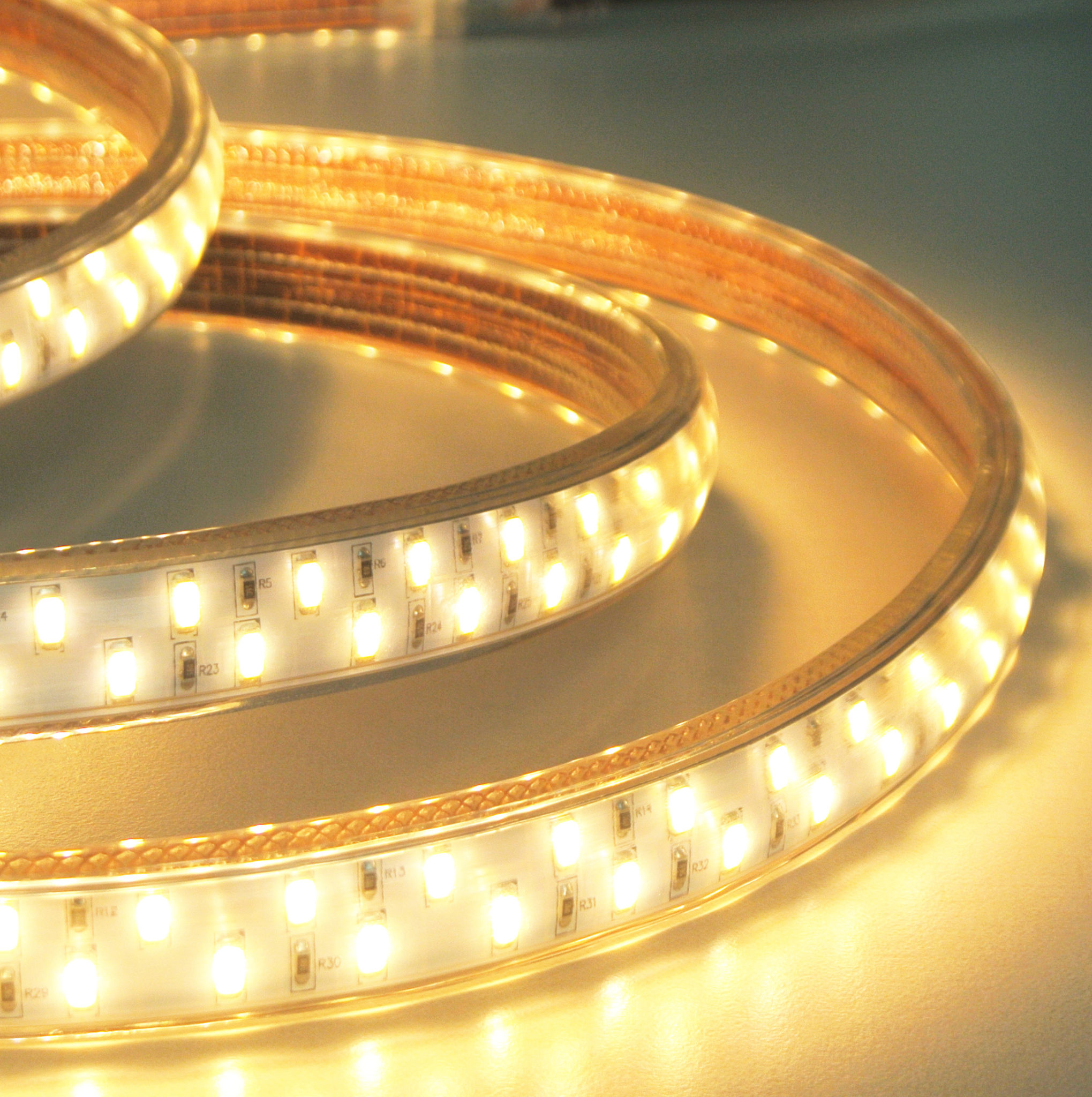 Rotech LED - Division RotechLED, éclairage commercial pour vos projets